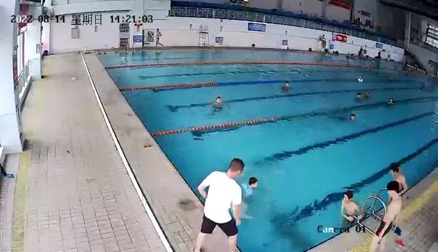 Boy drowns in swimming pool • GoreCenter