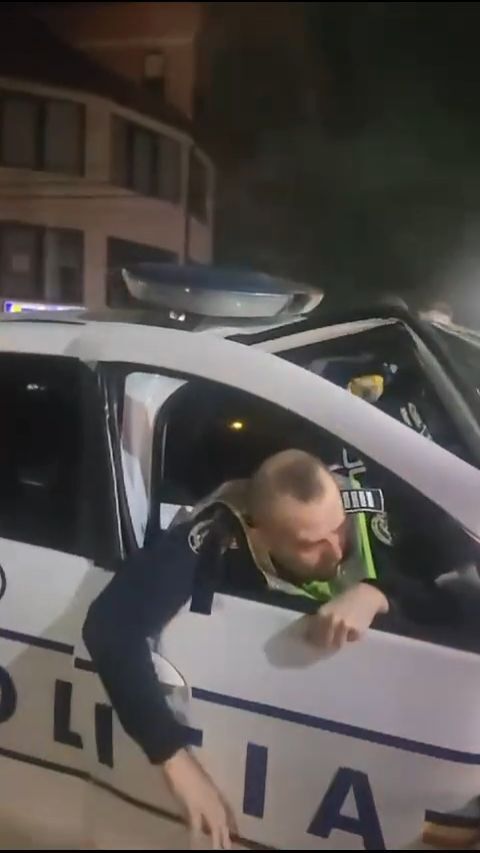 Porsche driver crashes head-on into police car • GoreCenter