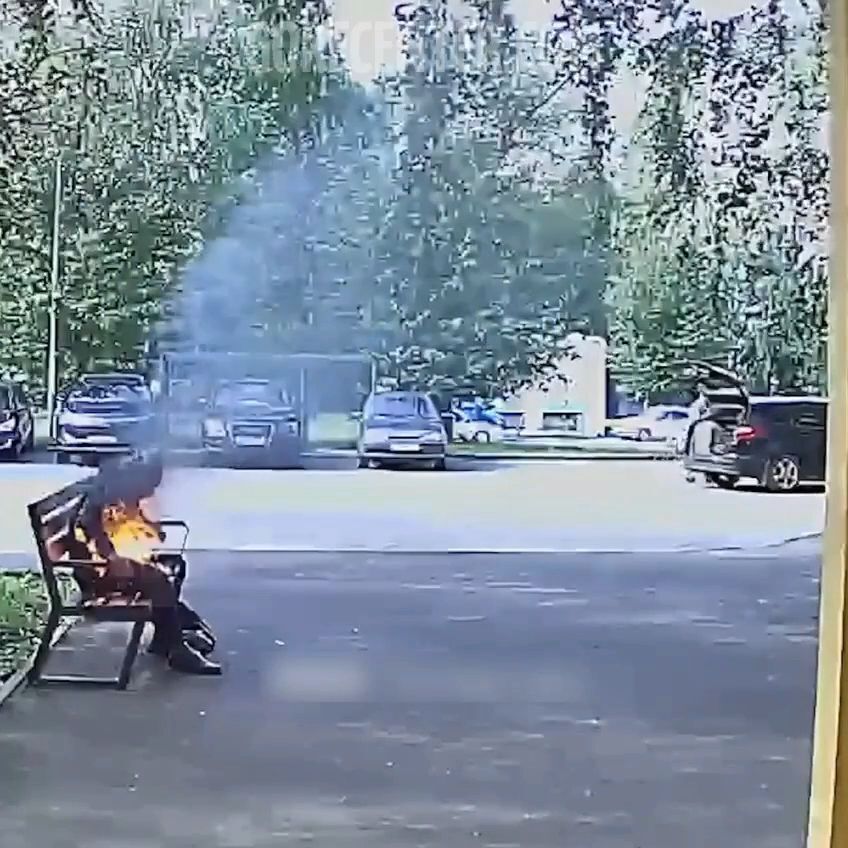 Heavily drunk man caught on fire from lit cigarette • GoreCenter
