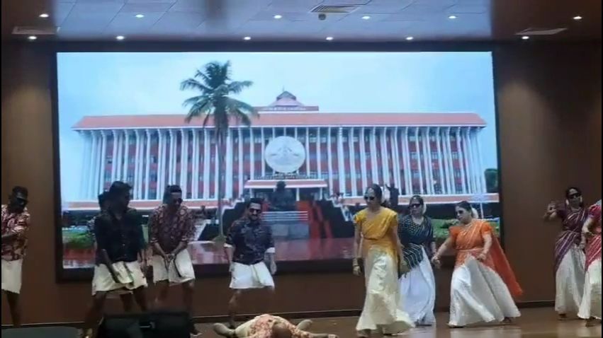 Indian man suffers heart attack during dance performance • GoreCenter