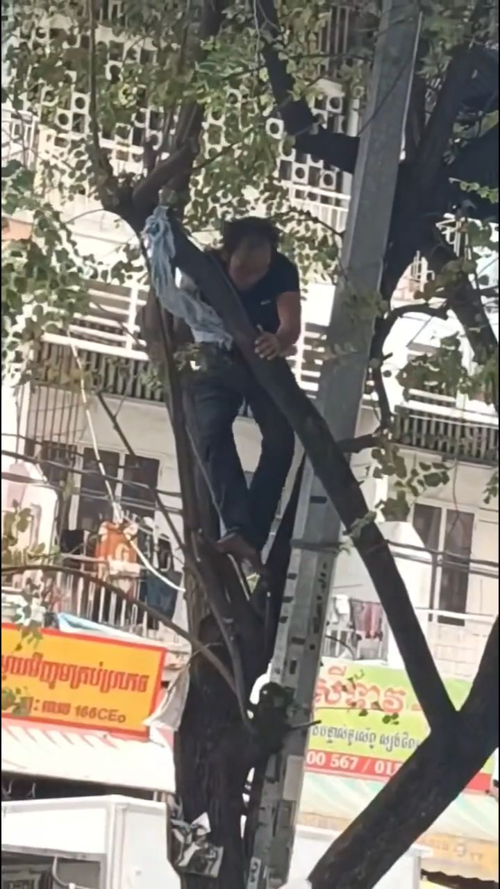 Unsuccessful suicide attempt in the middle of busy street • GoreCenter