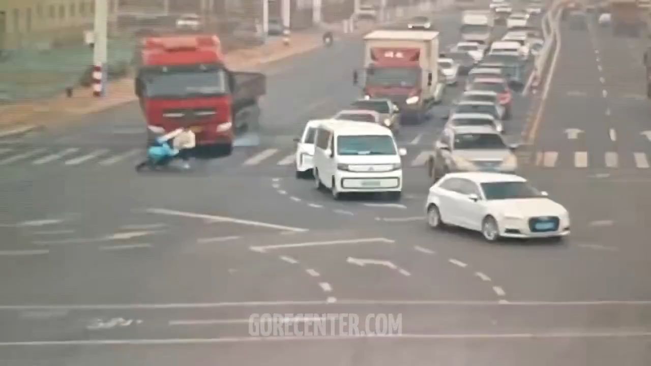 Moped rider crosses path of moving truck • GoreCenter