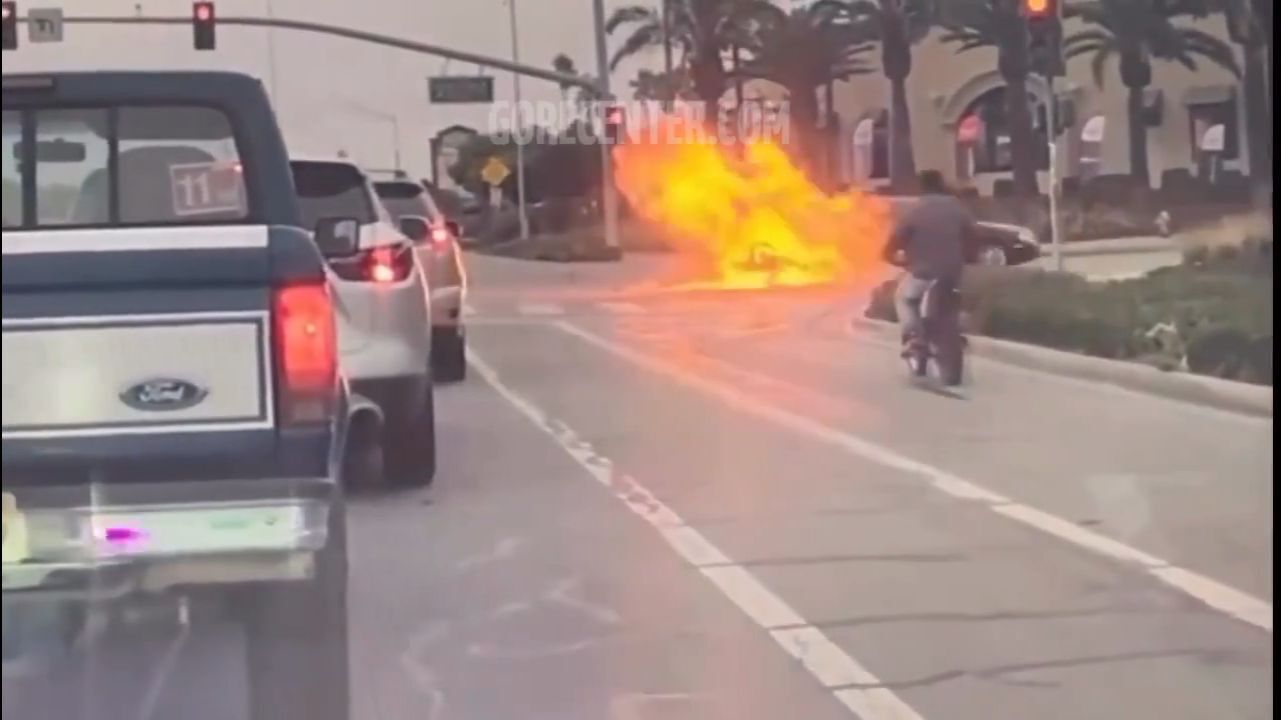 Motorcyclist caught in flames after crash • GoreCenter