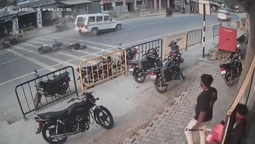 Motorcyclist falls and gets ran over by SUV • GoreCenter