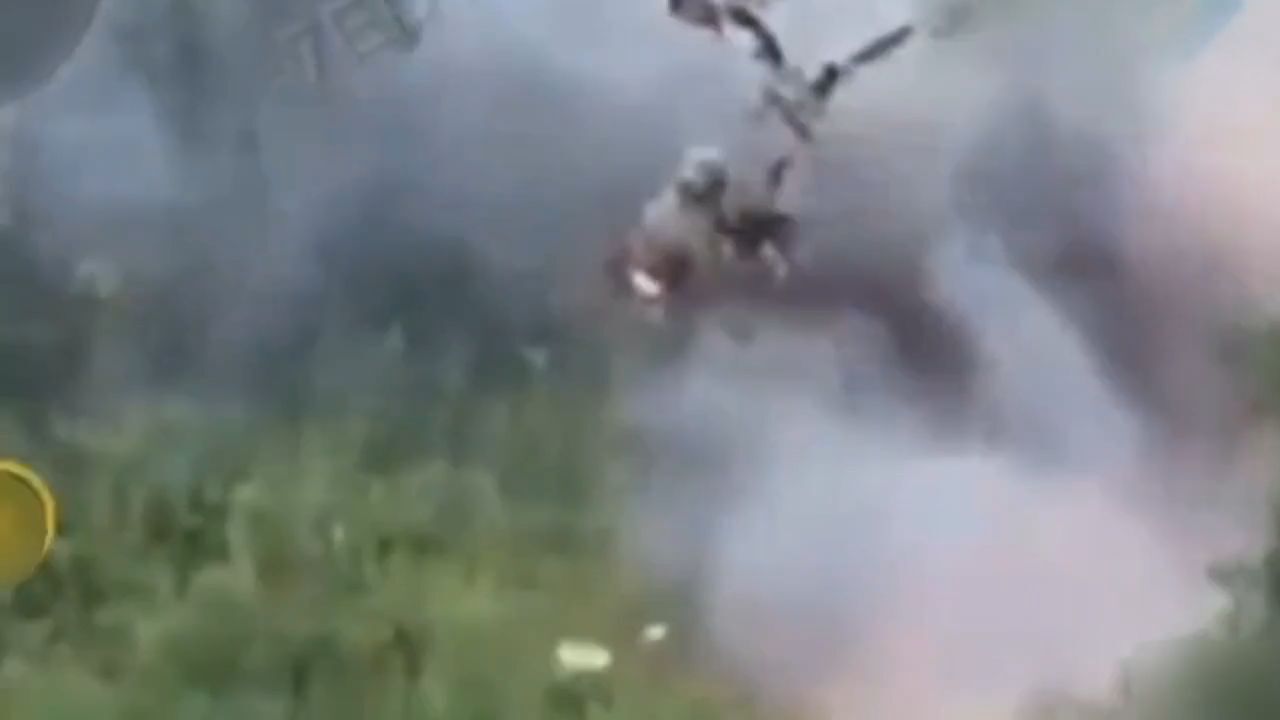 Russian soldier sent flying after being hit by artillery fire • GoreCenter